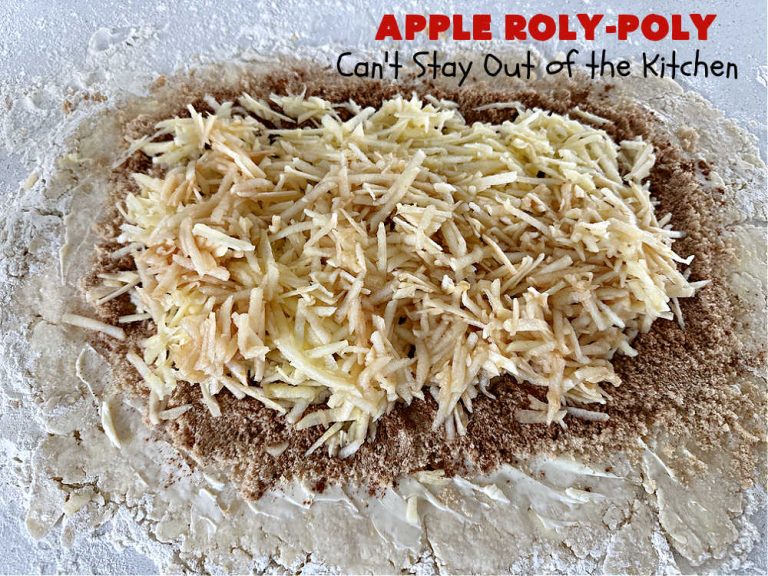 Apple Roly-Poly – Can't Stay Out of the Kitchen