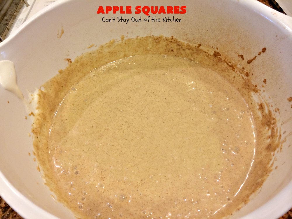 Apple Squares – Can't Stay Out of the Kitchen