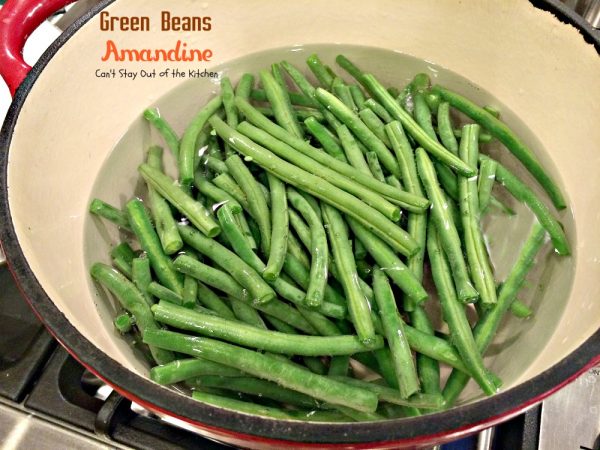 Green Beans Amandine – Can't Stay Out of the Kitchen