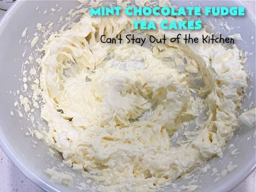 Mint Chocolate Fudge Tea Cakes – Can't Stay Out of the Kitchen