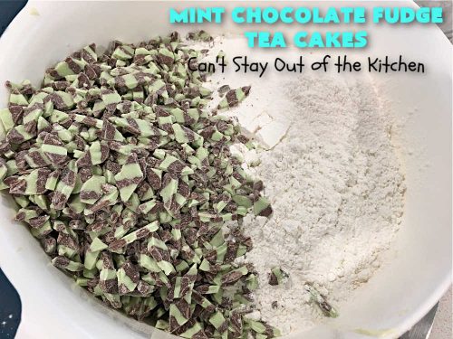 Mint Chocolate Fudge Tea Cakes – Can't Stay Out of the Kitchen