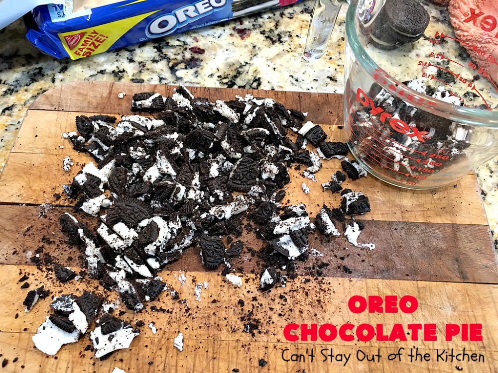 Oreo Chocolate Pie – Can't Stay Out of the Kitchen