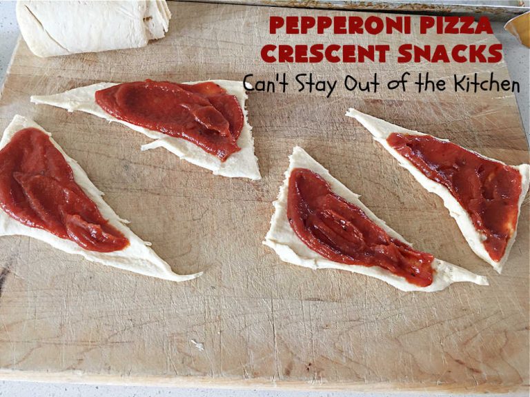 Pepperoni Pizza Crescent Snacks – Can't Stay Out of the Kitchen