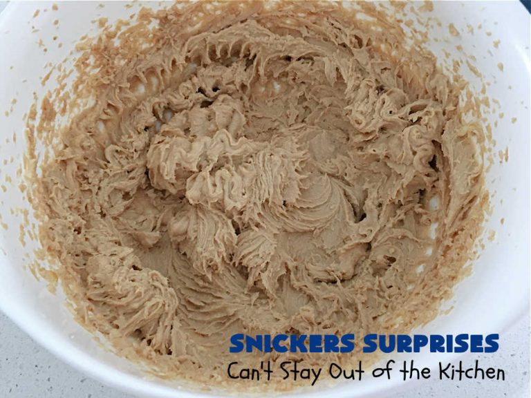 Snickers Surprises – Can't Stay Out of the Kitchen