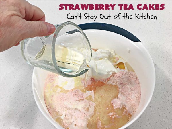 Strawberry Tea Cakes – Can't Stay Out of the Kitchen